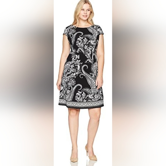 Sandra Darren | Dresses | Sandra Darren Black And White Floral Paisley ...